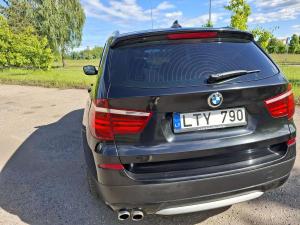 Black BMW X3 2011 in Alytus, with an engine capacity of 2.99 L and mileage of 308 thousand km for 10200 €, photo 6 on AUTOMOTO.COM.LV