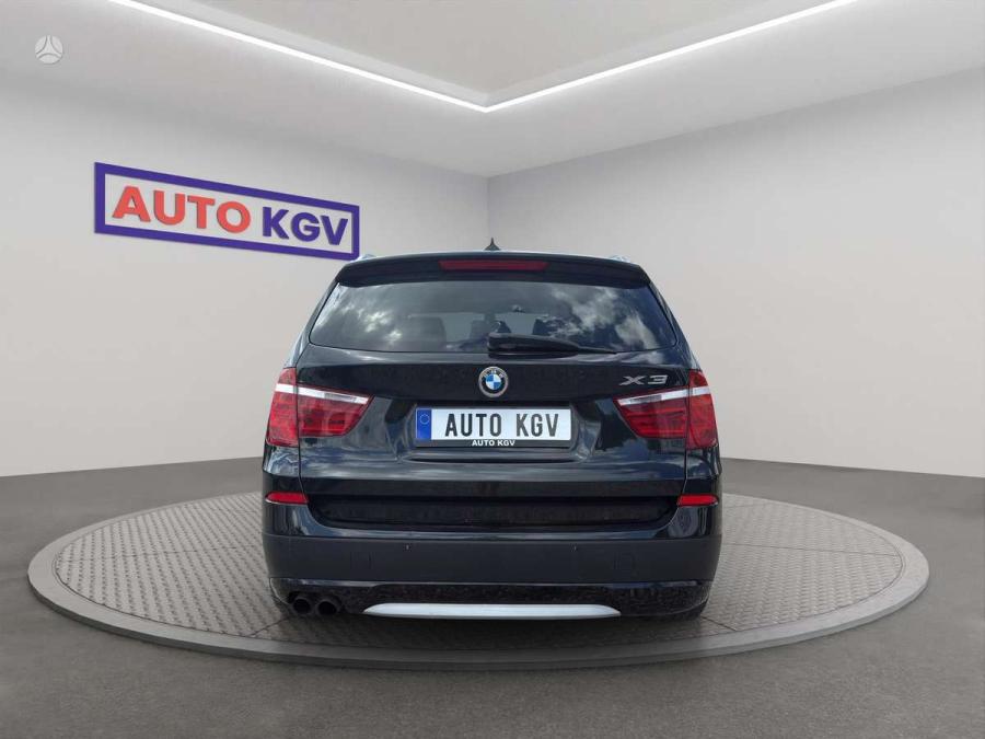 Black BMW X3 2011 in Kaunas, with an engine capacity of 3.00 L and mileage of 379 thousand km for 10699 €, photo 5 on AUTOMOTO.COM.LV
