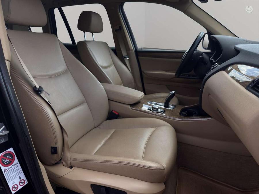 Black BMW X3 2011 in Kaunas, with an engine capacity of 3.00 L and mileage of 379 thousand km for 10699 €, photo 9 on AUTOMOTO.COM.LV