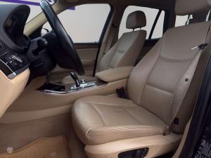 Black BMW X3 2011 in Kaunas, with an engine capacity of 3.00 L and mileage of 379 thousand km for 10699 €, photo 15 on AUTOMOTO.COM.LV