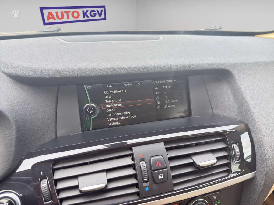 Black BMW X3 2011 in Kaunas, with an engine capacity of 3.00 L and mileage of 379 thousand km for 10699 €, photo 18 on AUTOMOTO.COM.LV