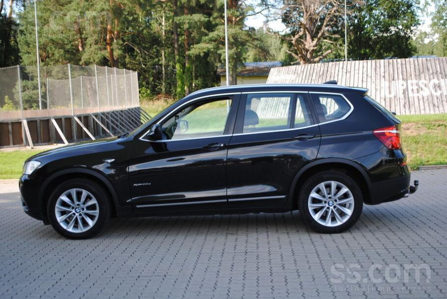 Black BMW X3 2011 in Riga, with an engine capacity of 2.00 L and mileage of 240 thousand km for 10590 €, photo 7 on AUTOMOTO.COM.LV