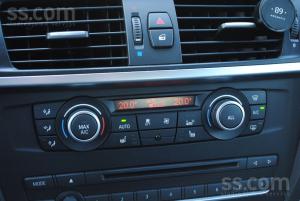 Black BMW X3 2011 in Riga, with an engine capacity of 2.00 L and mileage of 240 thousand km for 10590 €, photo 23 on AUTOMOTO.COM.LV