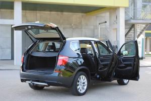 Black BMW X3 2011 in Riga, with an engine capacity of 2.00 L and mileage of 240 thousand km for 10590 €, photo 8 on AUTOMOTO.COM.LV