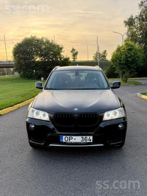Melns BMW X3 2011 Rīga, ar dzinēja tilpumu 2.00 L un nobraukumu 310 tūkst. km par 7800 €, foto 4 vietnē AUTOMOTO.COM.LV