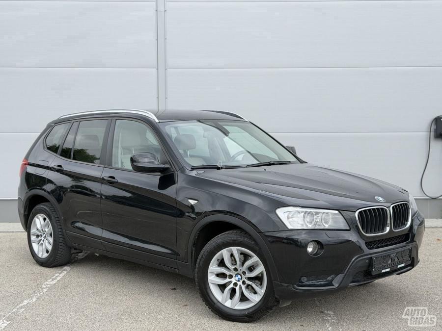 Melns BMW X3 2011 Panevēža, ar dzinēja tilpumu 2.00 L un nobraukumu 356 tūkst. km par 7600 €, foto 4 vietnē AUTOMOTO.COM.LV