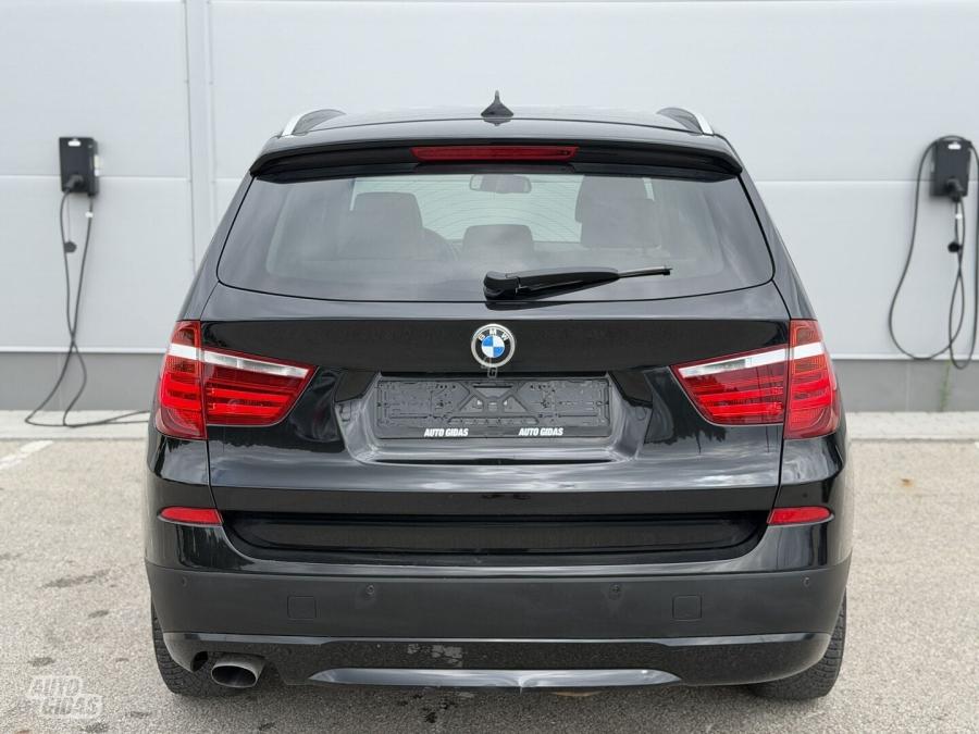 Melns BMW X3 2011 Panevēža, ar dzinēja tilpumu 2.00 L un nobraukumu 356 tūkst. km par 7600 €, foto 7 vietnē AUTOMOTO.COM.LV
