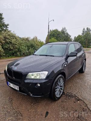 Black BMW X3 2011 in Liepaja, with an engine capacity of 3.00 L and mileage of 385 thousand km for 5000 €, photo 5 on AUTOMOTO.COM.LV