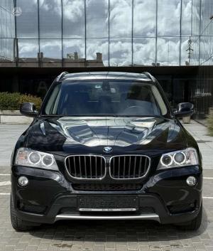 Black BMW X3 2011 in Vilnius, with an engine capacity of 2.00 L and mileage of 198 thousand km for 8800 €, photo 13 on AUTOMOTO.COM.LV