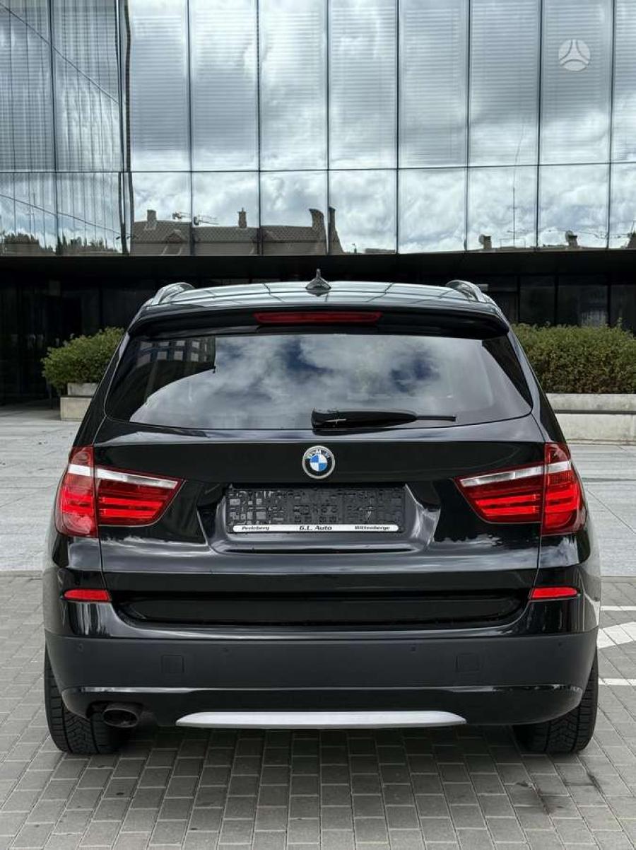 Black BMW X3 2011 in Vilnius, with an engine capacity of 2.00 L and mileage of 198 thousand km for 8800 €, photo 18 on AUTOMOTO.COM.LV