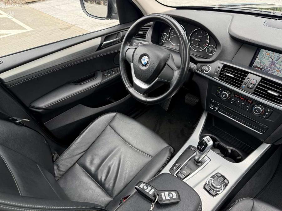 Black BMW X3 2011 in Vilnius, with an engine capacity of 2.00 L and mileage of 198 thousand km for 8800 €, photo 28 on AUTOMOTO.COM.LV