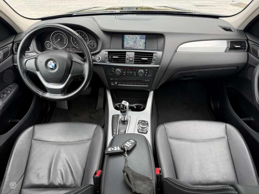 Black BMW X3 2011 in Vilnius, with an engine capacity of 2.00 L and mileage of 198 thousand km for 8800 €, photo 29 on AUTOMOTO.COM.LV