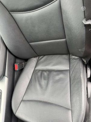 Black BMW X3 2011 in Vilnius, with an engine capacity of 2.00 L and mileage of 198 thousand km for 8800 €, photo 38 on AUTOMOTO.COM.LV