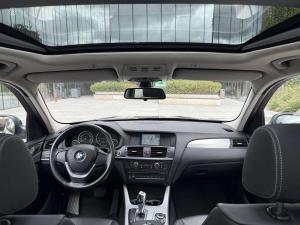 Black BMW X3 2011 in Vilnius, with an engine capacity of 2.00 L and mileage of 198 thousand km for 8800 €, photo 46 on AUTOMOTO.COM.LV