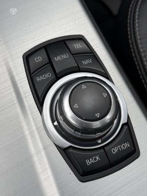 Black BMW X3 2011 in Vilnius, with an engine capacity of 2.00 L and mileage of 198 thousand km for 8800 €, photo 50 on AUTOMOTO.COM.LV