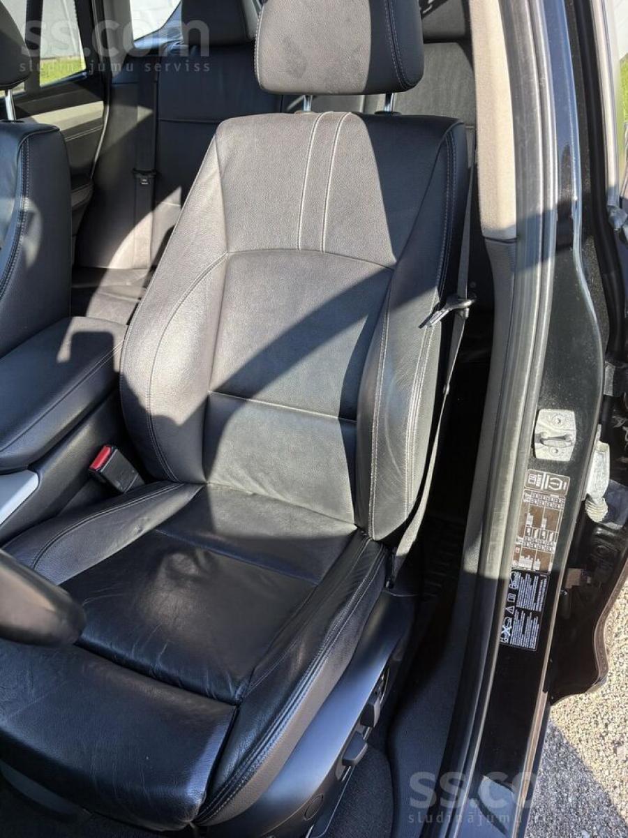 Melns BMW X3 2011 Daugavpils, ar dzinēja tilpumu 2.00 L un nobraukumu 239 tūkst. km par 8950 €, foto 19 vietnē AUTOMOTO.COM.LV