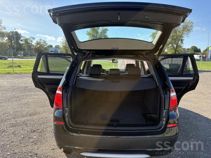 Melns BMW X3 2011 Daugavpils, ar dzinēja tilpumu 2.00 L un nobraukumu 239 tūkst. km par 8950 €, foto 24 vietnē AUTOMOTO.COM.LV