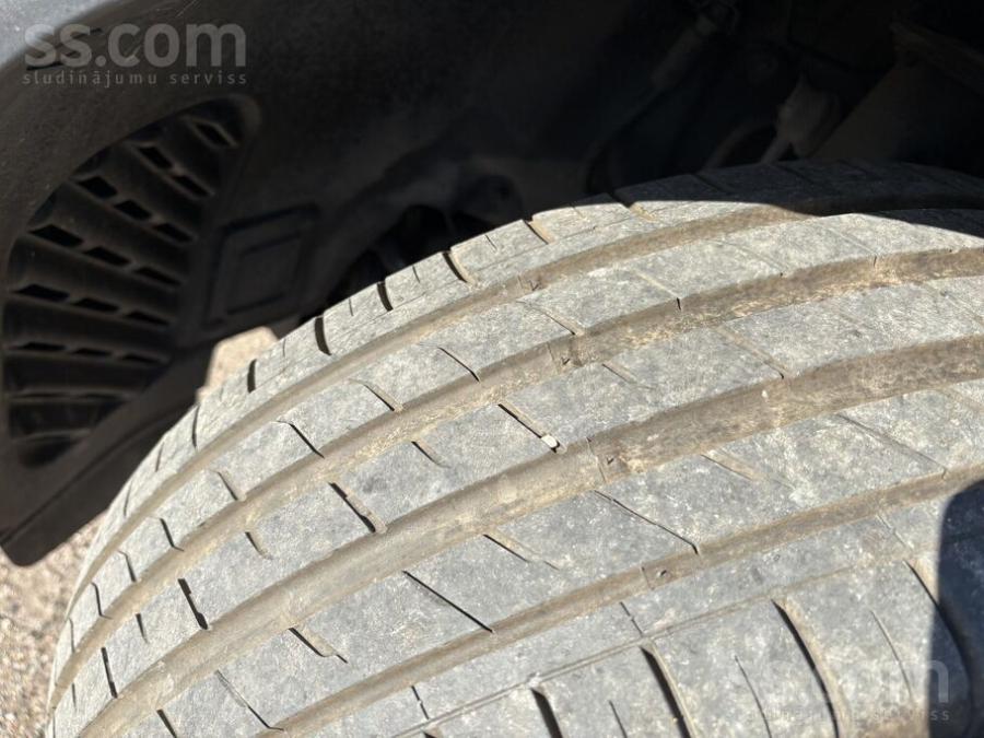 Melns BMW X3 2011 Daugavpils, ar dzinēja tilpumu 2.00 L un nobraukumu 239 tūkst. km par 8950 €, foto 27 vietnē AUTOMOTO.COM.LV