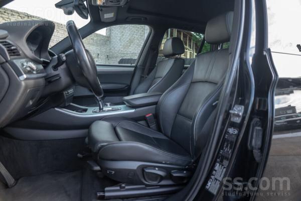 Black BMW X3 2011 in Liepaja, with an engine capacity of 3.00 L and mileage of 295 thousand km for 10800 €, photo 9 on AUTOMOTO.COM.LV