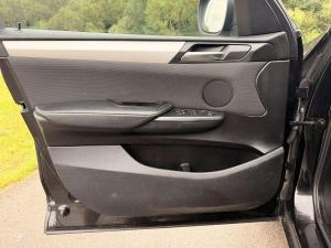 Black BMW X3 2011 in Taurage, with an engine capacity of 2.00 L and mileage of 257 thousand km for 8000 €, photo 20 on AUTOMOTO.COM.LV