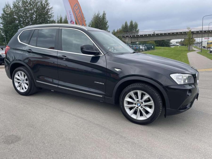 Melns BMW X3 2011 Kauņa, ar dzinēja tilpumu 2.99 L un nobraukumu 300 tūkst. km par 7750 €, foto 8 vietnē AUTOMOTO.COM.LV