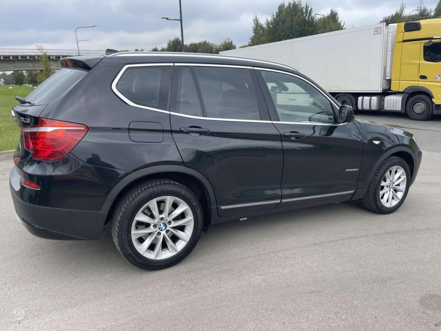 Melns BMW X3 2011 Kauņa, ar dzinēja tilpumu 2.99 L un nobraukumu 300 tūkst. km par 7750 €, foto 10 vietnē AUTOMOTO.COM.LV