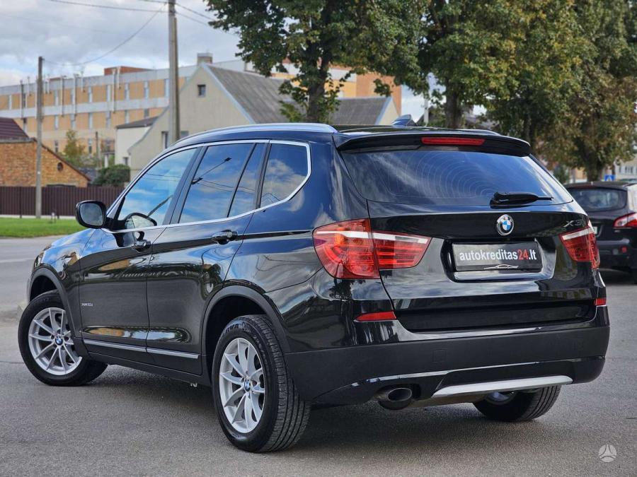 Black BMW X3 2011 in Siauliai, with an engine capacity of 2.00 L and mileage of 189 thousand km for 11450 €, photo 10 on AUTOMOTO.COM.LV