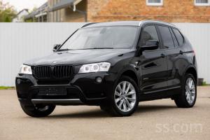 Black BMW X3 2011 in Jelgava, with an engine capacity of 2.00 L and mileage of 233 thousand km for 8500 €, photo 3 on AUTOMOTO.COM.LV