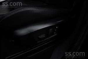 Black BMW X3 2011 in Jelgava, with an engine capacity of 2.00 L and mileage of 233 thousand km for 8500 €, photo 11 on AUTOMOTO.COM.LV