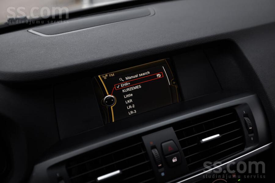 Black BMW X3 2011 in Jelgava, with an engine capacity of 2.00 L and mileage of 233 thousand km for 8500 €, photo 13 on AUTOMOTO.COM.LV