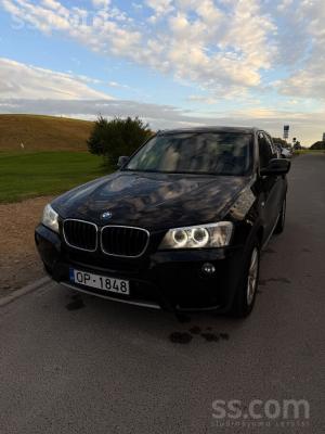 Black BMW X3 2011 in Riga, with an engine capacity of 2.00 L and mileage of 332 thousand km for 9500 €, photo 3 on AUTOMOTO.COM.LV