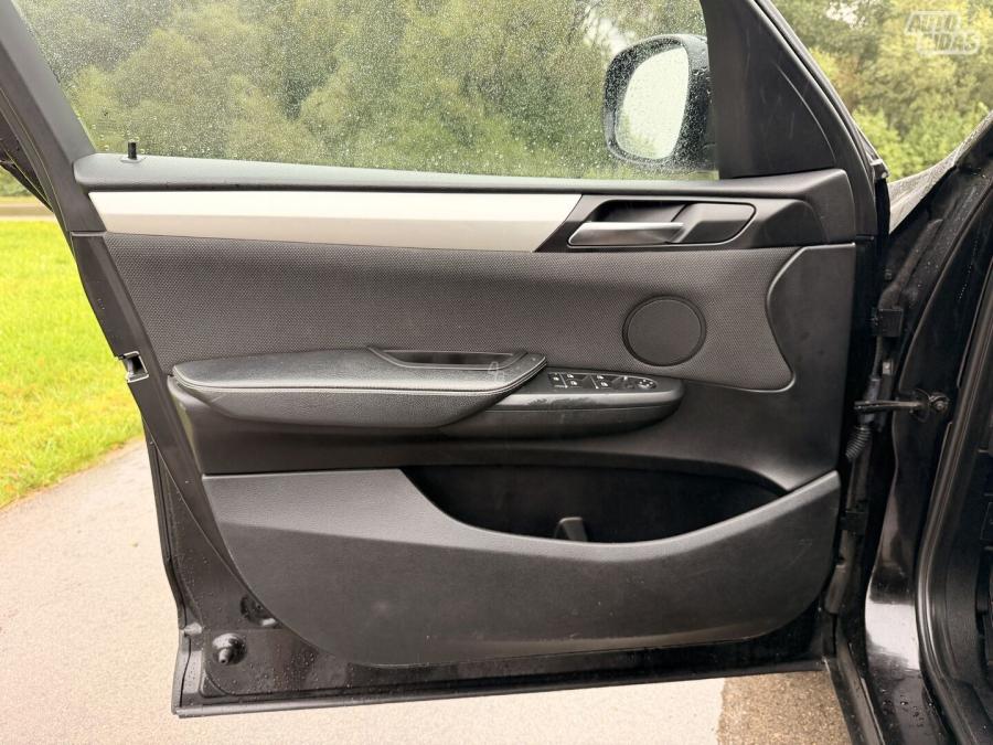 Melns BMW X3 2011 Tauragė, ar dzinēja tilpumu 2.00 L un nobraukumu 258 tūkst. km par 7450 €, foto 21 vietnē AUTOMOTO.COM.LV