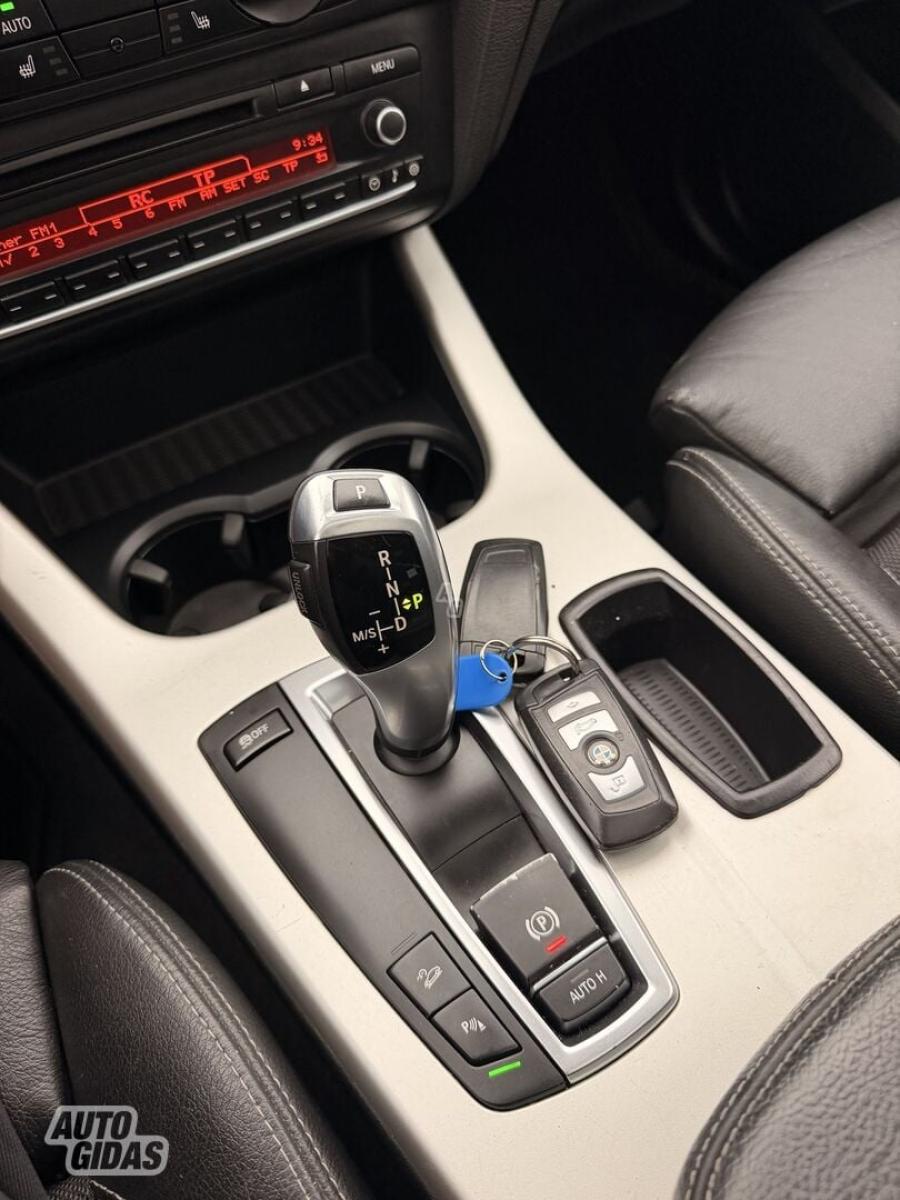 Melns BMW X3 2011 Tauragė, ar dzinēja tilpumu 2.00 L un nobraukumu 258 tūkst. km par 7450 €, foto 22 vietnē AUTOMOTO.COM.LV