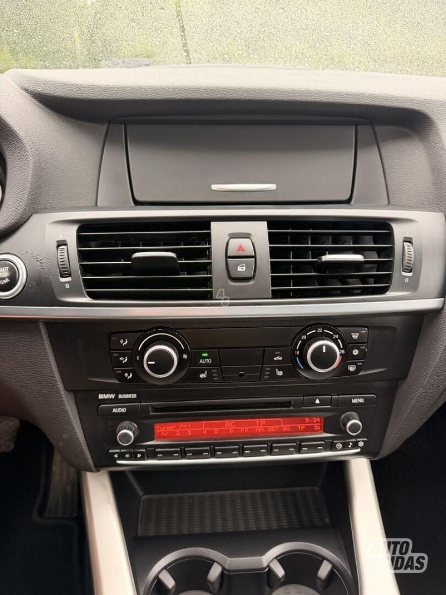 Melns BMW X3 2011 Tauragė, ar dzinēja tilpumu 2.00 L un nobraukumu 258 tūkst. km par 7450 €, foto 23 vietnē AUTOMOTO.COM.LV