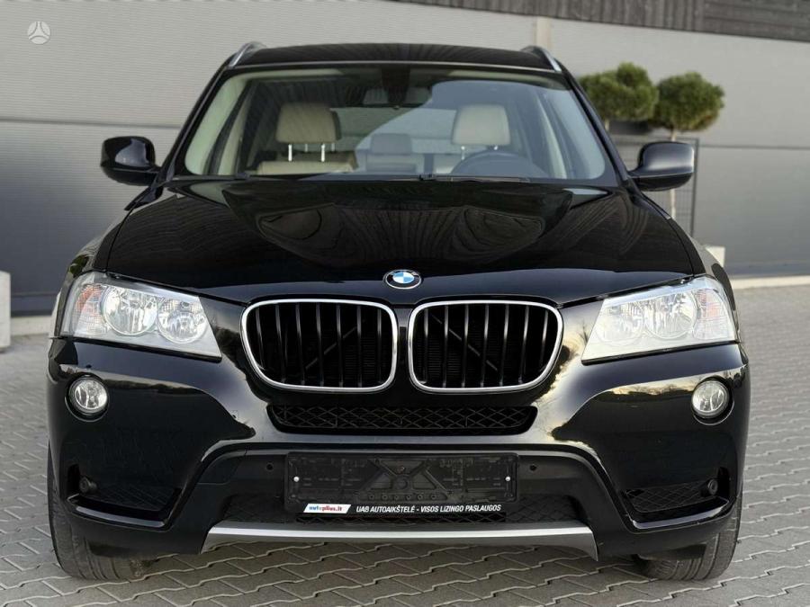Black BMW X3 2012 in Siauliai, with an engine capacity of 2.00 L and mileage of 281 thousand km for 10650 €, photo 9 on AUTOMOTO.COM.LV