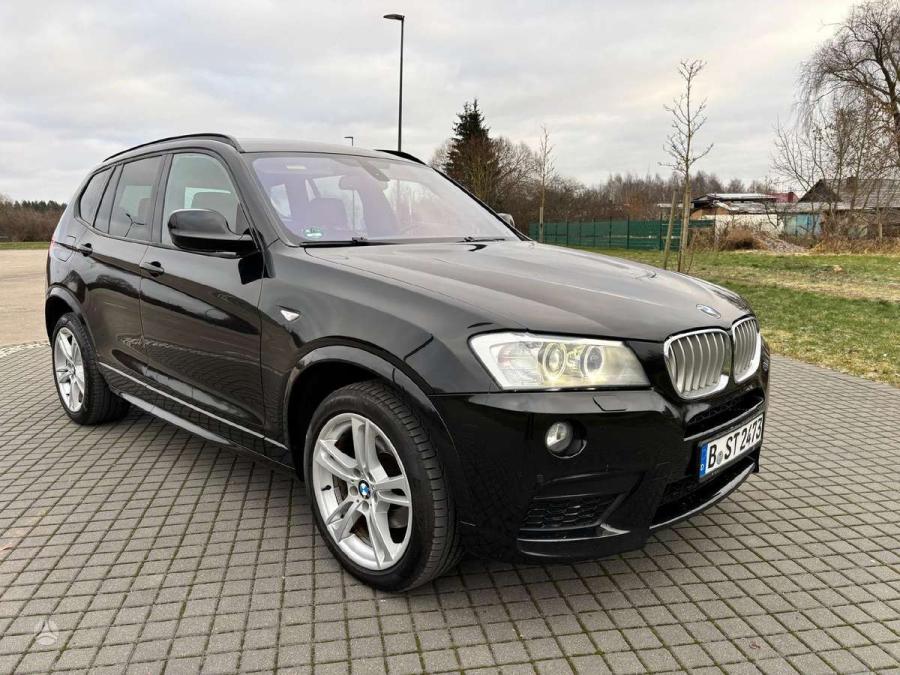 Black BMW X3 2012 in Panevezys, with an engine capacity of 2.99 L and mileage of 292 thousand km for 10700 €, photo 2 on AUTOMOTO.COM.LV