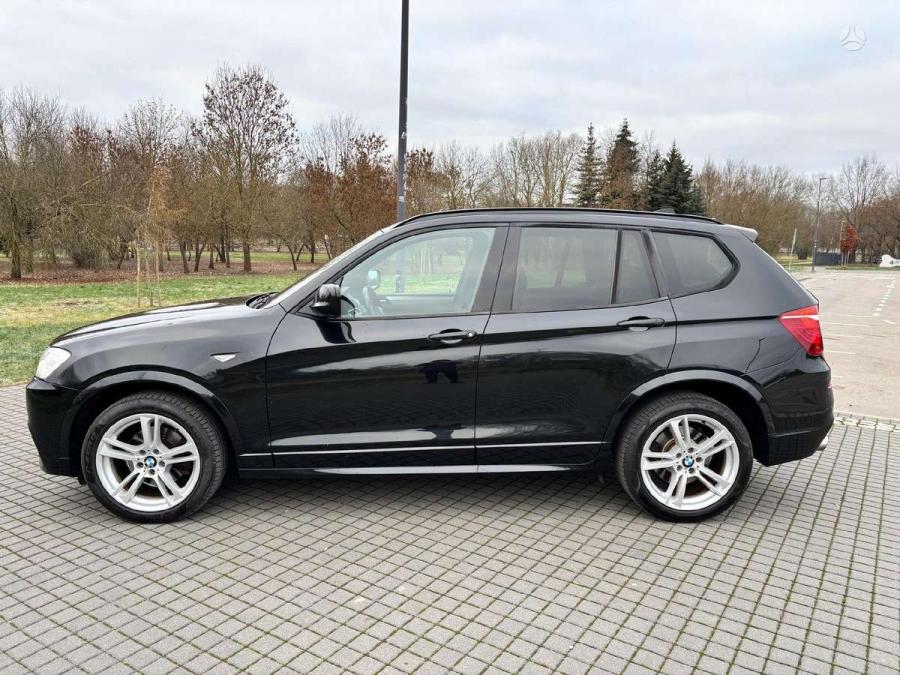 Black BMW X3 2012 in Panevezys, with an engine capacity of 2.99 L and mileage of 292 thousand km for 10700 €, photo 3 on AUTOMOTO.COM.LV