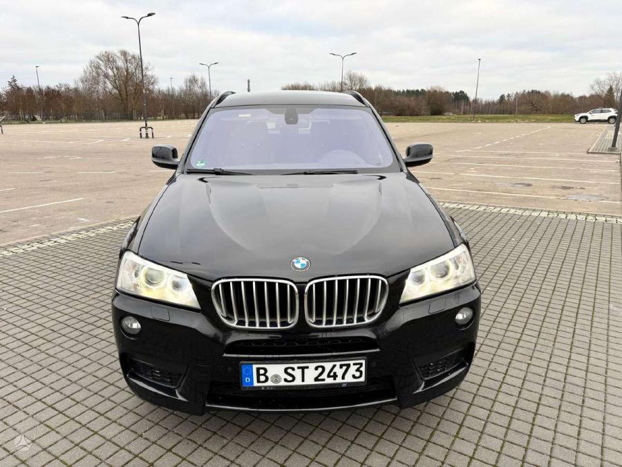 Black BMW X3 2012 in Panevezys, with an engine capacity of 2.99 L and mileage of 292 thousand km for 10700 €, photo 7 on AUTOMOTO.COM.LV