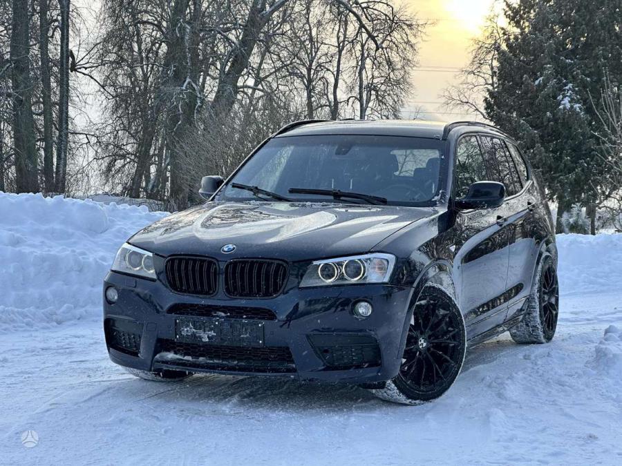Black BMW X3 2012 in Vilnius, with an engine capacity of 2.99 L and mileage of 220 thousand km for 11499 €, photo 3 on AUTOMOTO.COM.LV