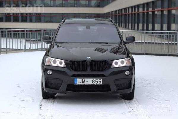 Black BMW X3 2012 in Riga, with an engine capacity of 2.00 L and mileage of 198 thousand km for 12580 €, photo 2 on AUTOMOTO.COM.LV