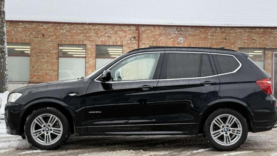 Black BMW X3 2012 in Panevezys, with an engine capacity of 2.00 L and mileage of 250 thousand km for 8700 €, photo 4 on AUTOMOTO.COM.LV