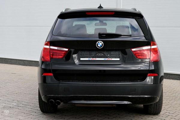 Black BMW X3 2012 in Kretinga, with an engine capacity of 2.99 L and mileage of 264 thousand km for 9999 €, photo 8 on AUTOMOTO.COM.LV