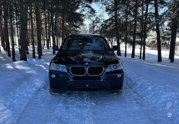 Melns BMW X3 2012 Utena, ar dzinēja tilpumu 2.00 L un nobraukumu 237 tūkst. km par 9650 €, foto 2 vietnē AUTOMOTO.COM.LV