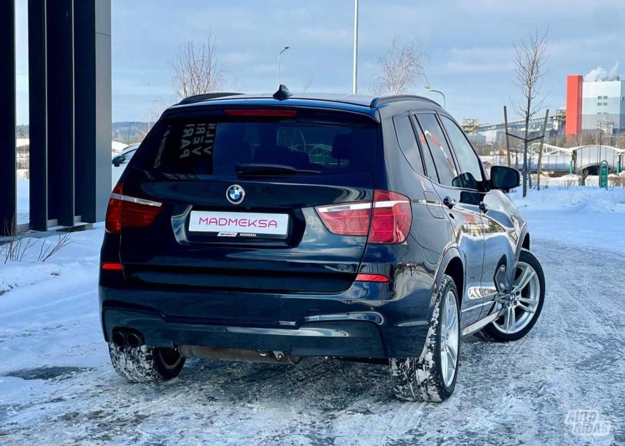 Black BMW X3 2012 in Vilnius, with an engine capacity of 3.00 L and mileage of 350 thousand km for 9190 €, photo 18 on AUTOMOTO.COM.LV