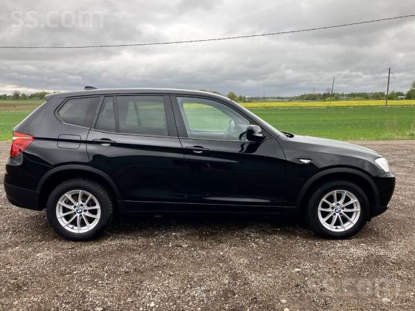 Black BMW X3 2012 in Talsi, with an engine capacity of 2.00 L and mileage of 198 thousand km for 10999 €, photo 2 on AUTOMOTO.COM.LV