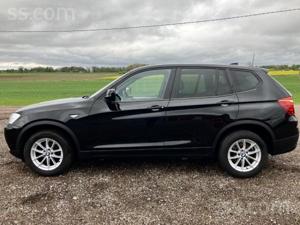 Black BMW X3 2012 in Talsi, with an engine capacity of 2.00 L and mileage of 198 thousand km for 10999 €, photo 6 on AUTOMOTO.COM.LV