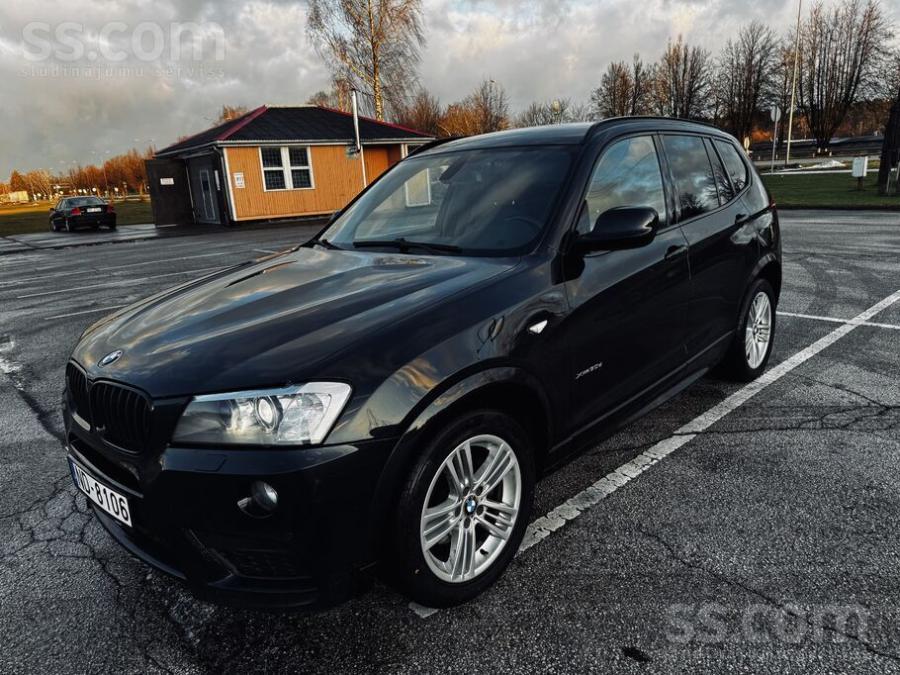Melns BMW X3 2012 Rīga, ar dzinēja tilpumu 3.00 L un nobraukumu 296 tūkst. km par 10500 €, foto 3 vietnē AUTOMOTO.COM.LV