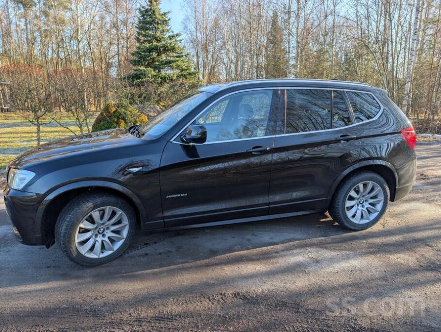 Black BMW X3 2012 in Ogre, with an engine capacity of 2.00 L and mileage of 134 thousand km for 13500 €, photo 5 on AUTOMOTO.COM.LV