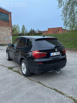 Melns BMW X3 2012 Rēzekne, ar dzinēja tilpumu 2.00 L un nobraukumu 266 tūkst. km par 8700 €, foto 5 vietnē AUTOMOTO.COM.LV