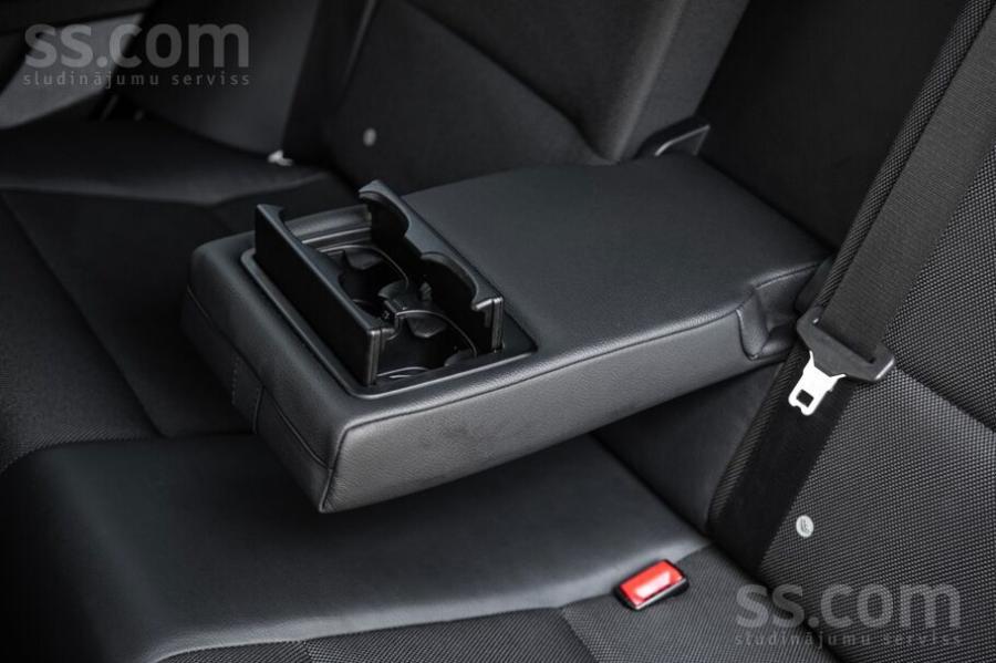 Black BMW X3 2012 in Riga, with an engine capacity of 2.00 L and mileage of 0 thousand km for 9990 €, photo 12 on AUTOMOTO.COM.LV